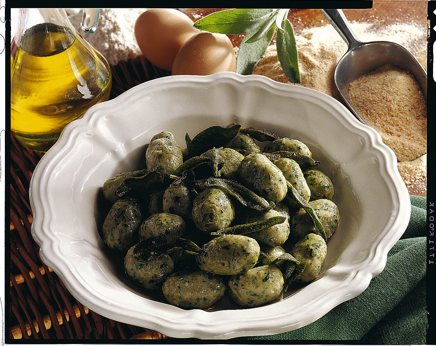 Ricetta Gnocchetti di spinaci (strangolapreti) - Donna Moderna