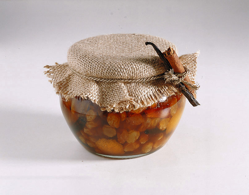 Ricetta Uva sultanina al brandy e cannella - Donna Moderna