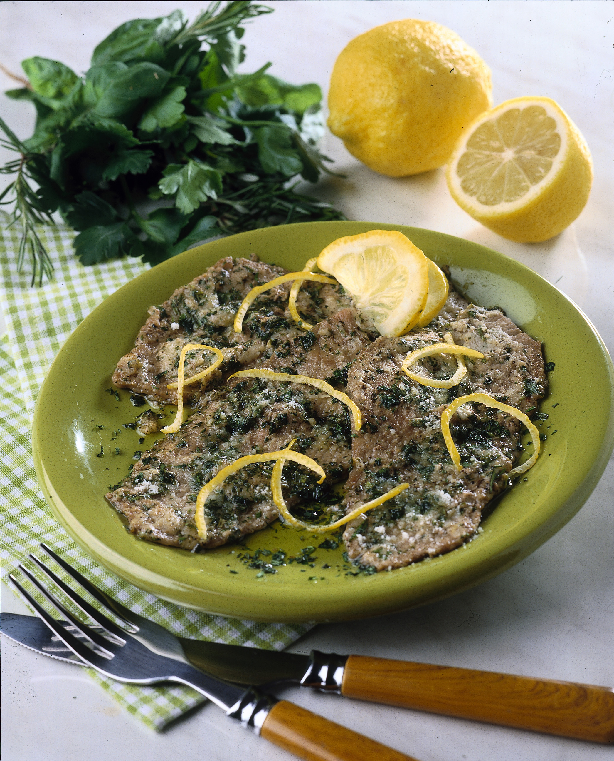Ricetta Fettine di vitello al limone e grana - Donna Moderna