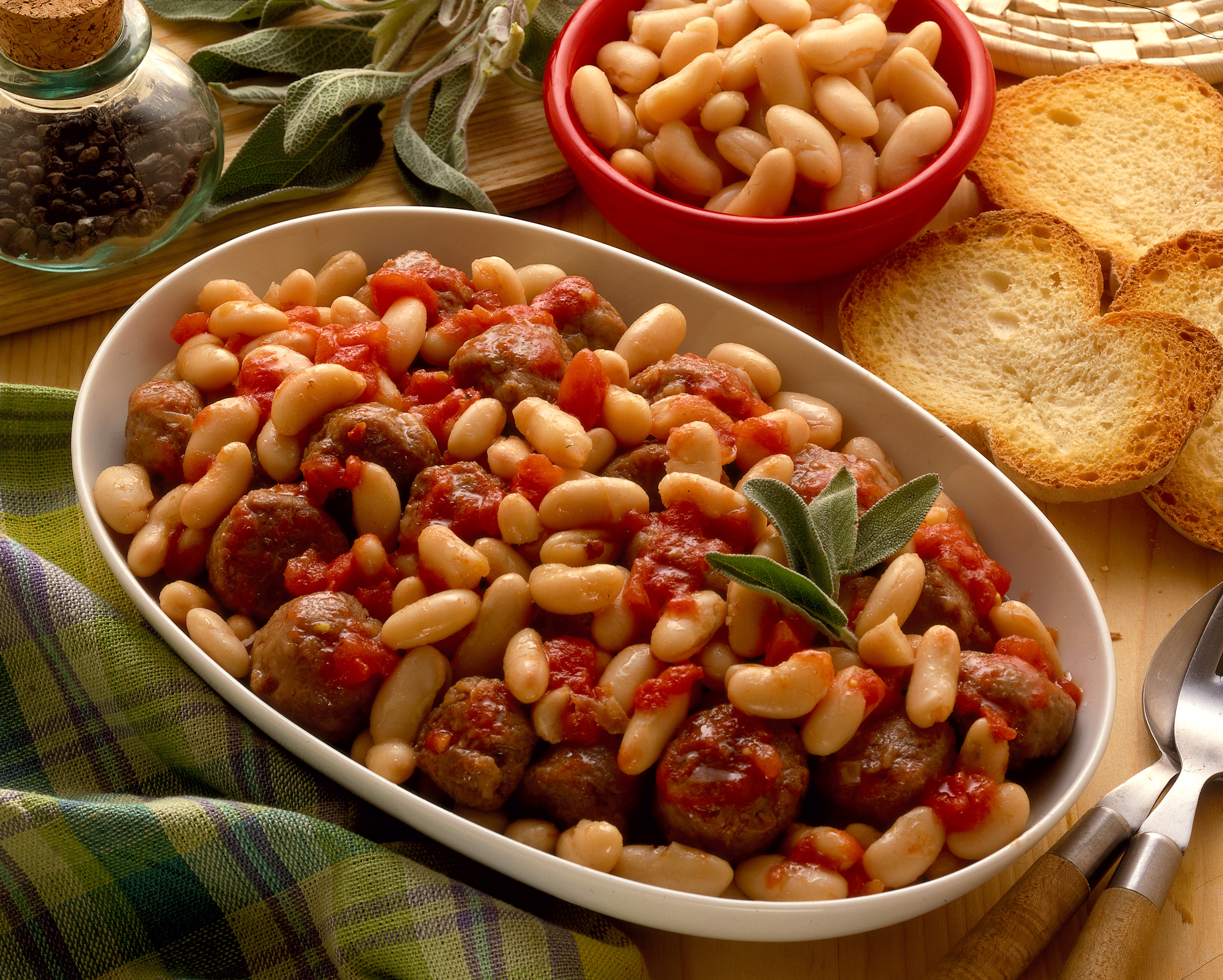 Ricetta Fagioli con salsiccia - Donna Moderna