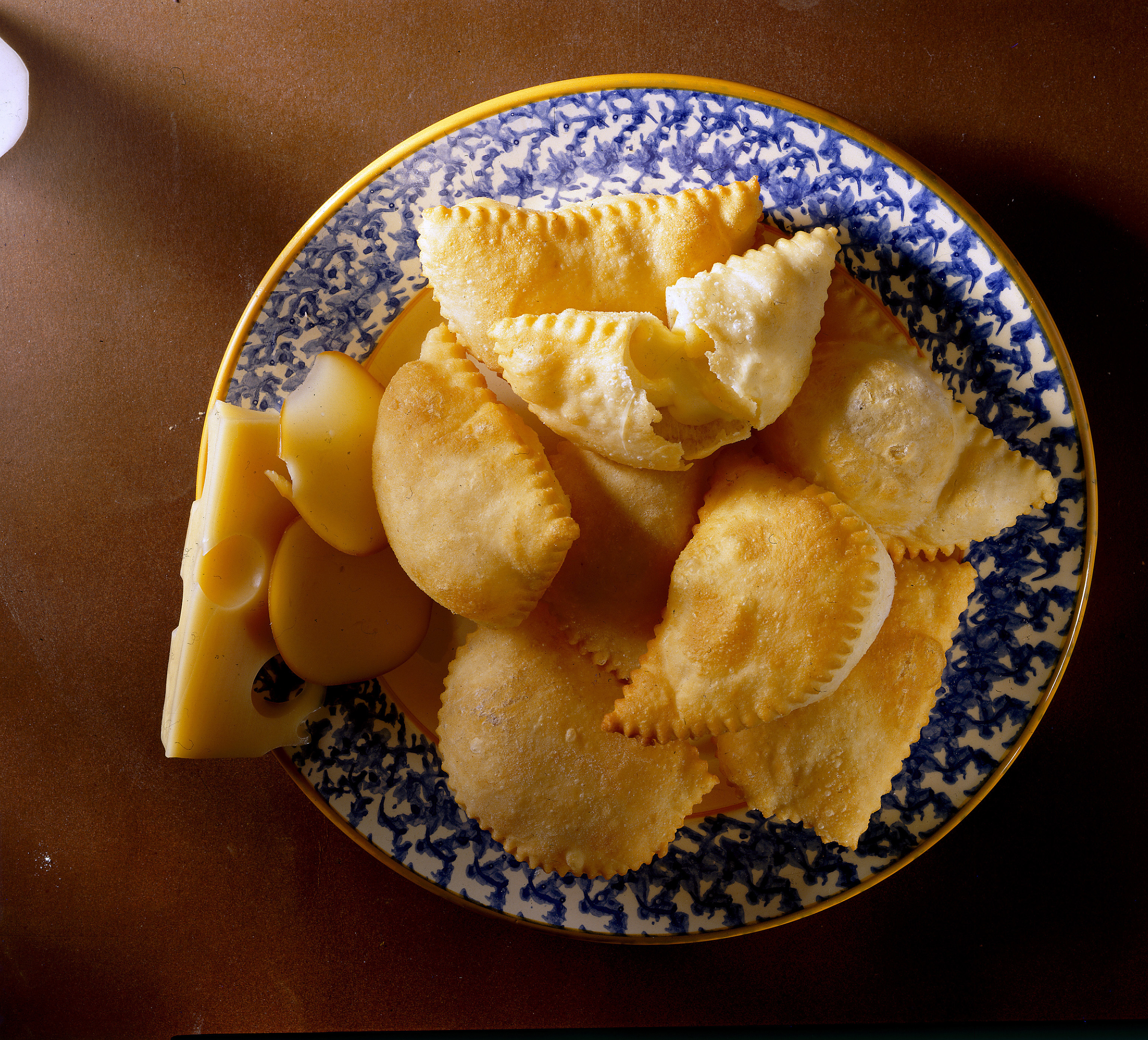 Ricetta Panzerotti al formaggio - Donna Moderna