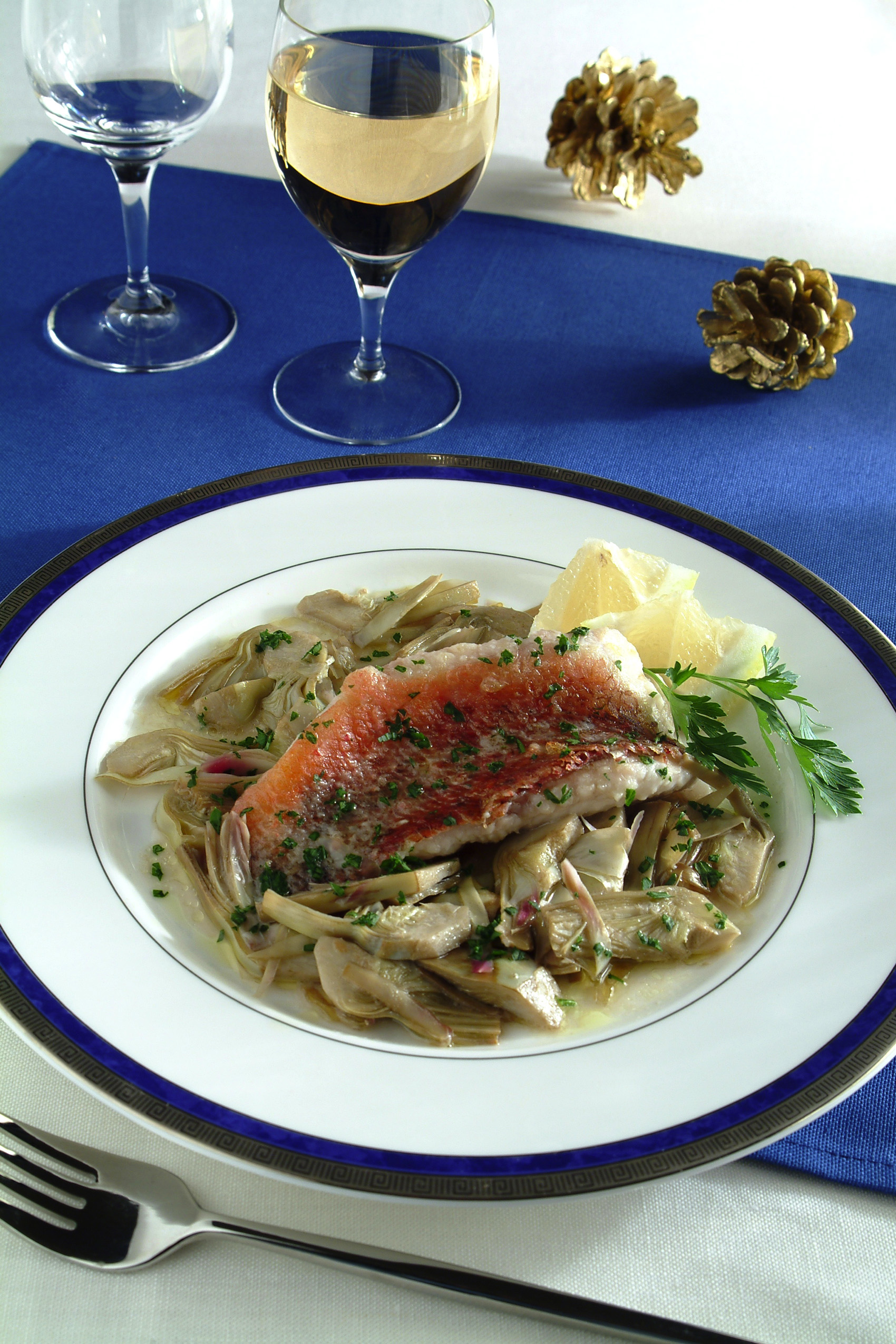 Ricetta Filetti di scorfano con carciofi - Donna Moderna