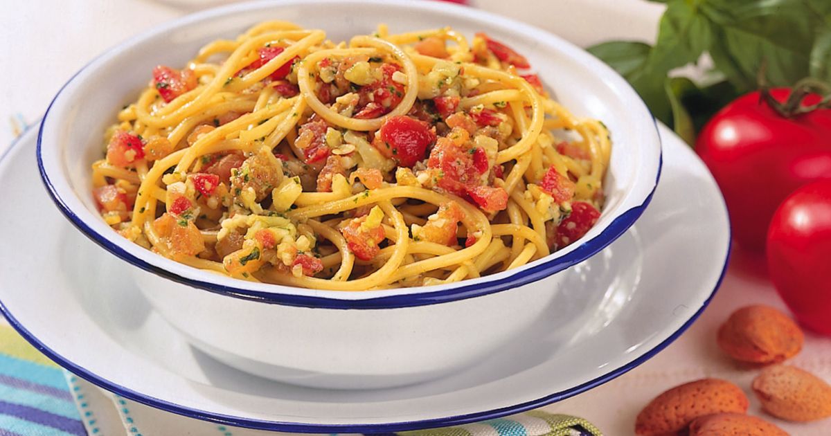 Ricetta Spaghetti alla Trapanese - Donna Moderna