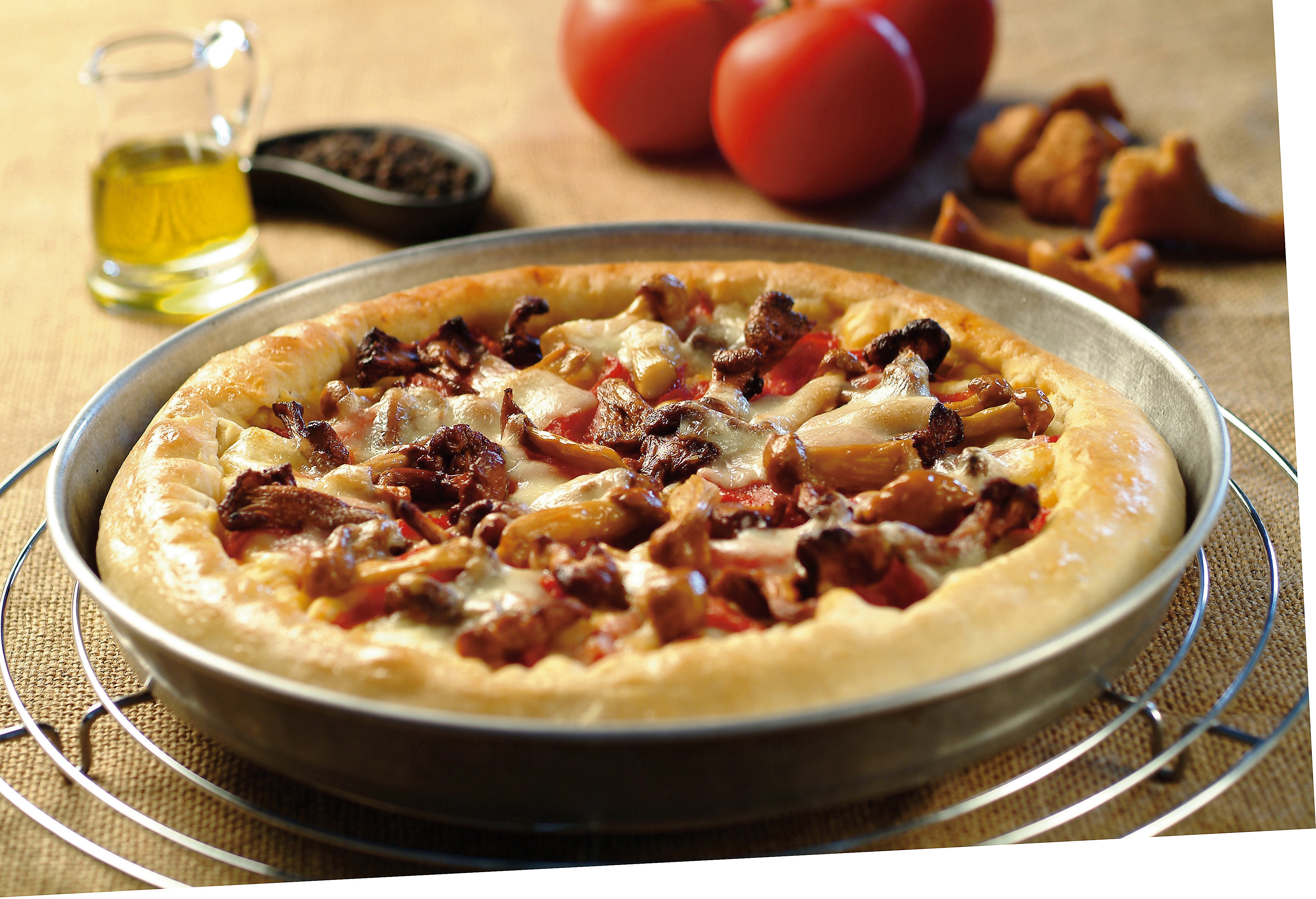 Ricetta Pizza finferli e pioppini - Donna Moderna