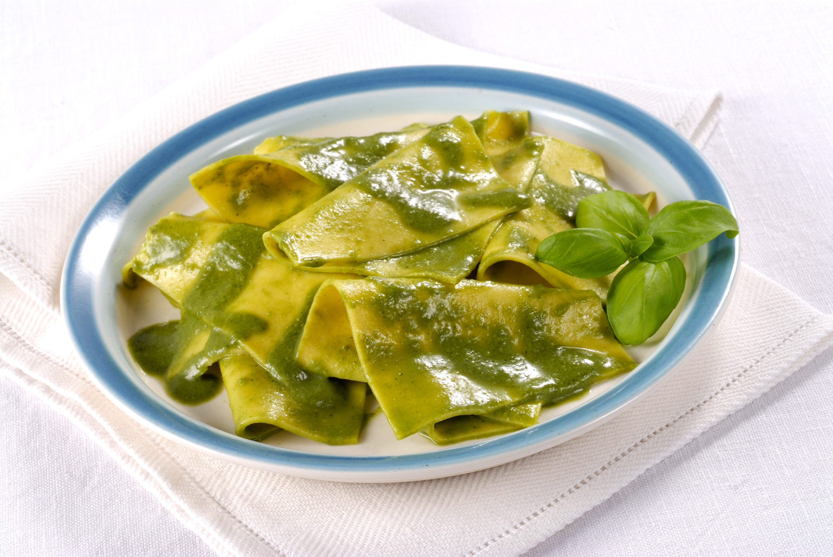 Ricetta Fazzoletti di seta al pesto - Donna Moderna