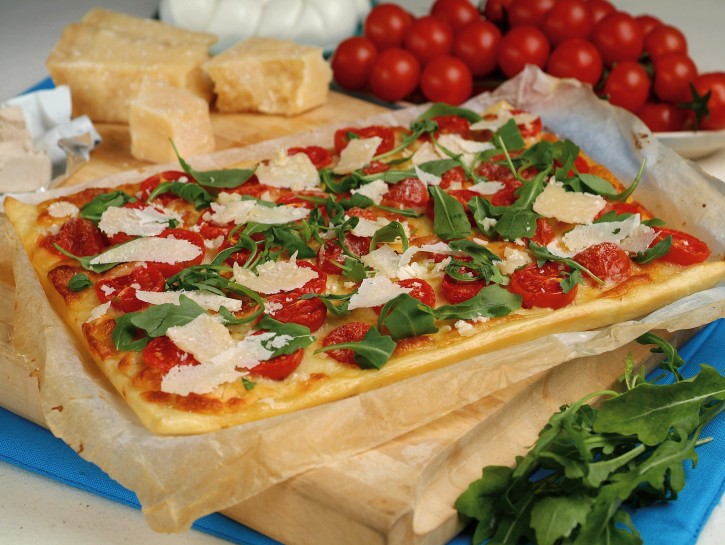 Ricetta Pizza rucola e pomodorini - Donna Moderna