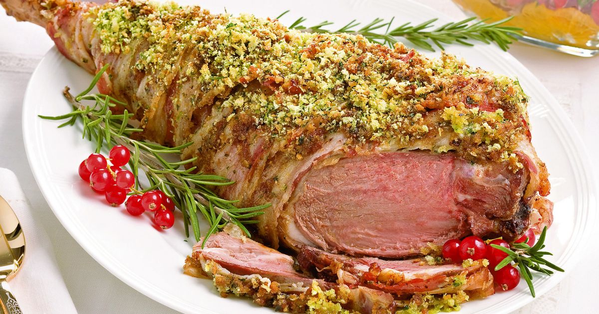 Ricetta Cosciotto di agnello al lardo - Donna Moderna