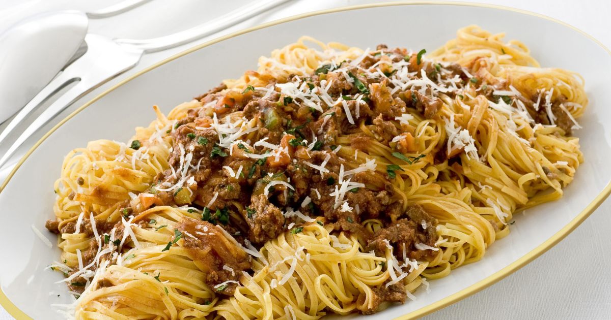 Ricetta Tajarin delle langhe al ragù - Donna Moderna