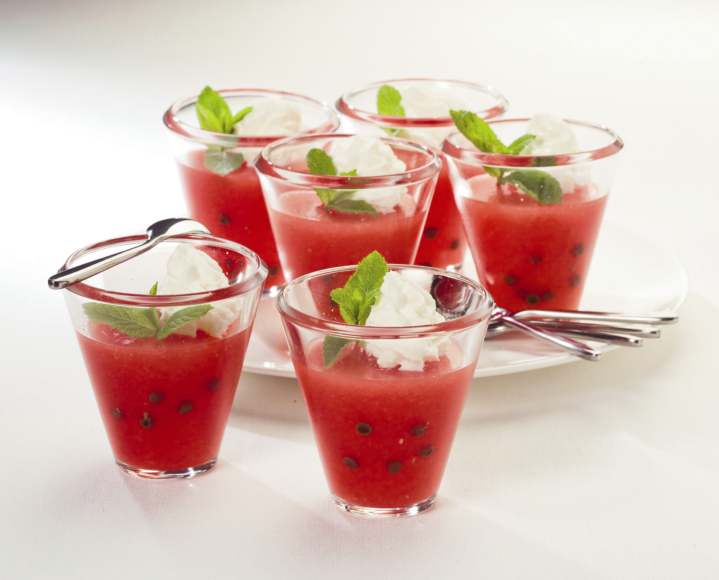 Ricetta Gelo di anguria tricolore - Donna Moderna