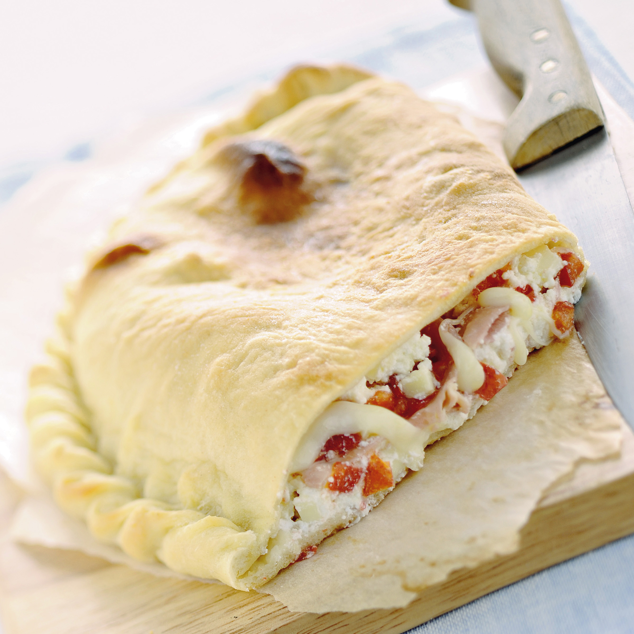 Ricetta Calzone classico - Donna Moderna