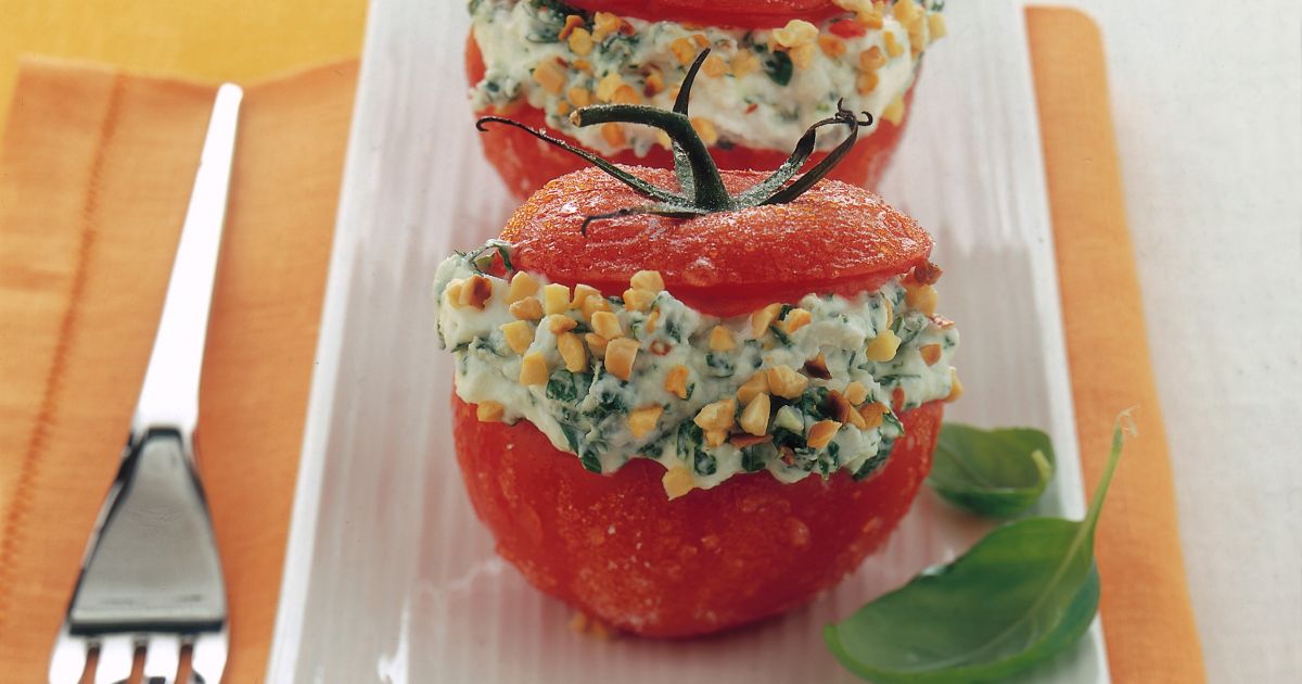 Ricetta Pomodori e crema di robiola al basilico - Donna Moderna