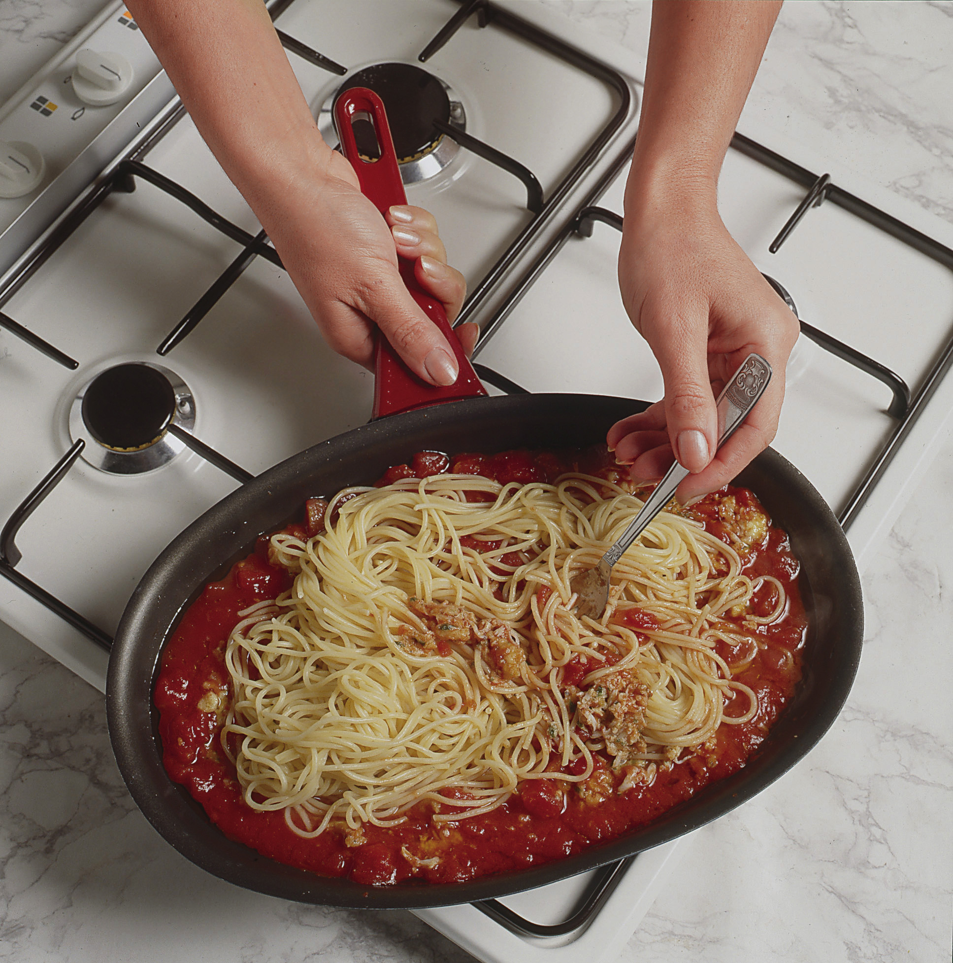 Ricetta Spaghetti con i bianchetti - Donna Moderna