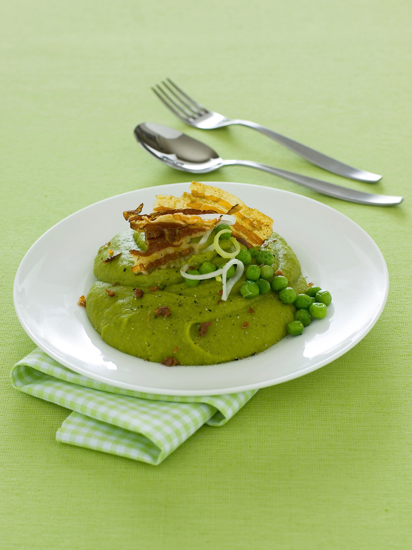 Ricetta Purè di piselli con bacon croccante - Donna Moderna