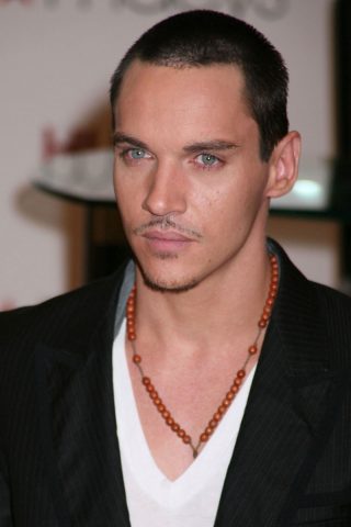 Jonathan, bello e alcolizzato... - Donna Moderna