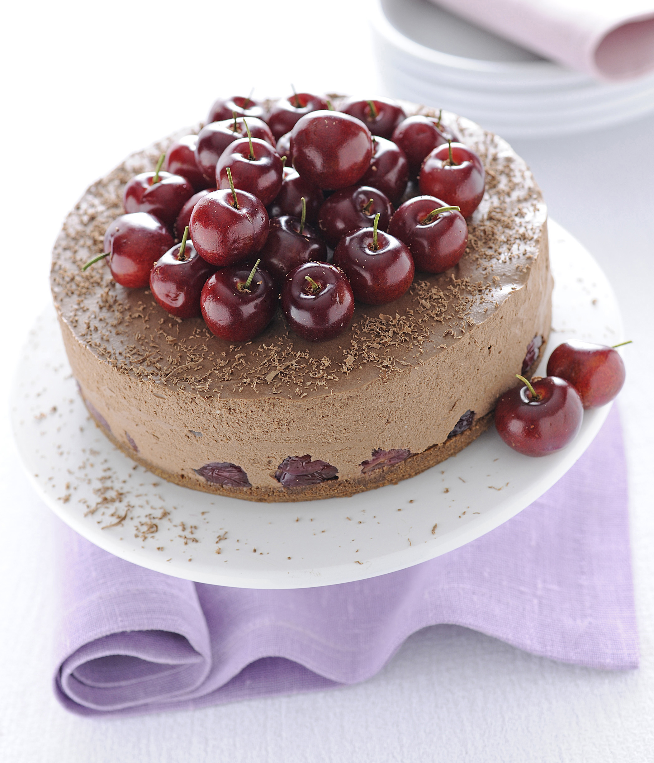 Ricetta Cheesecake di ciliegie al cioccolato - Donna Moderna