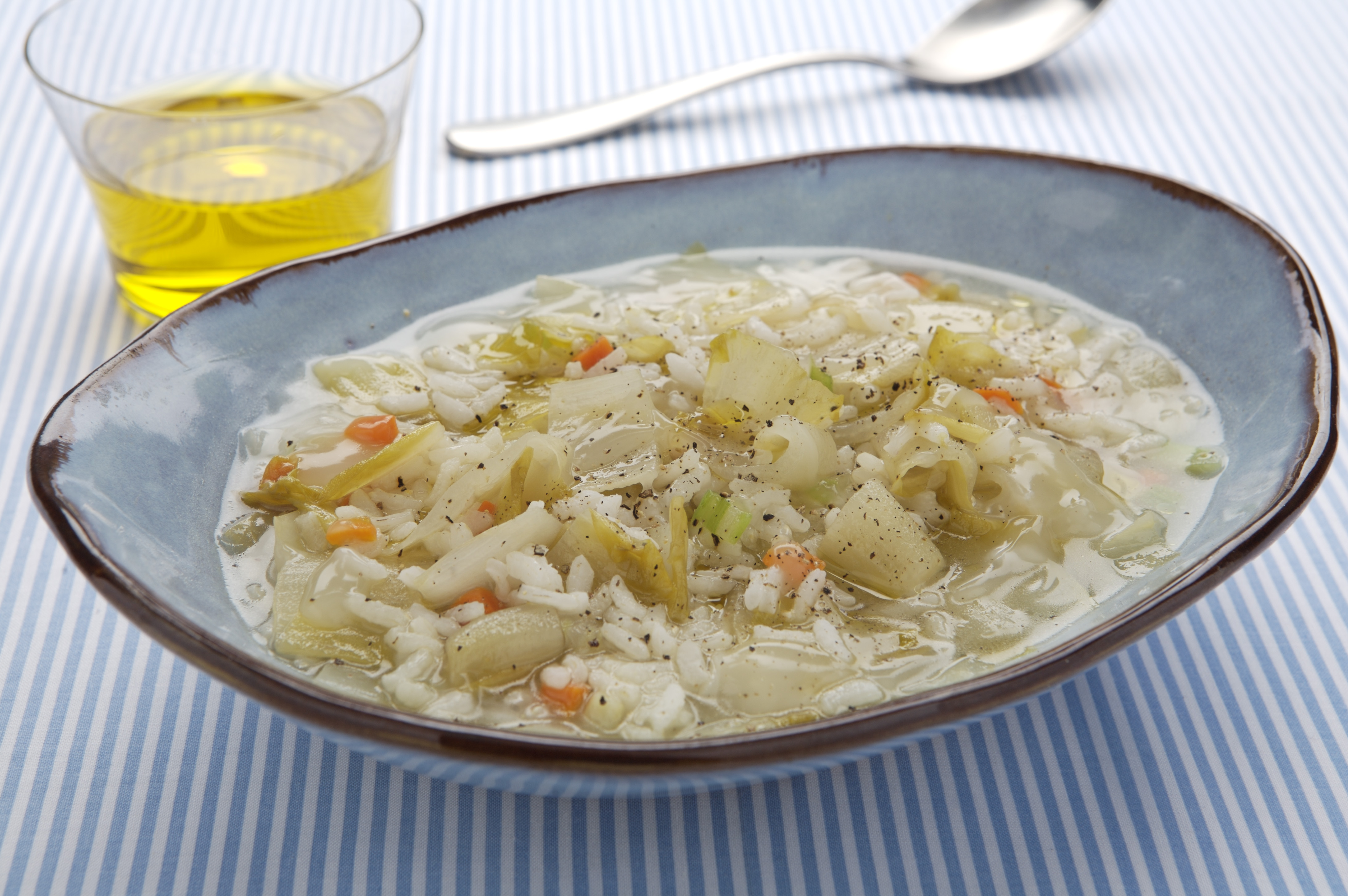 Ricetta Minestra di riso e indivia - Donna Moderna