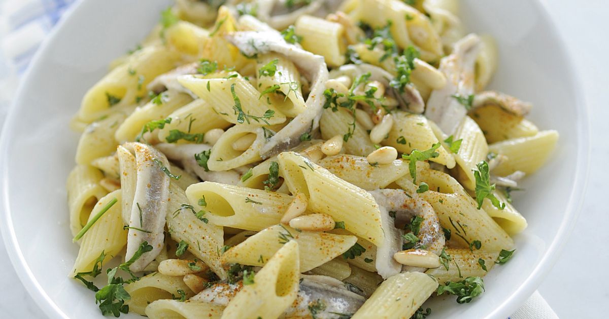 Ricetta Pasta con acciughe marinate - Donna Moderna