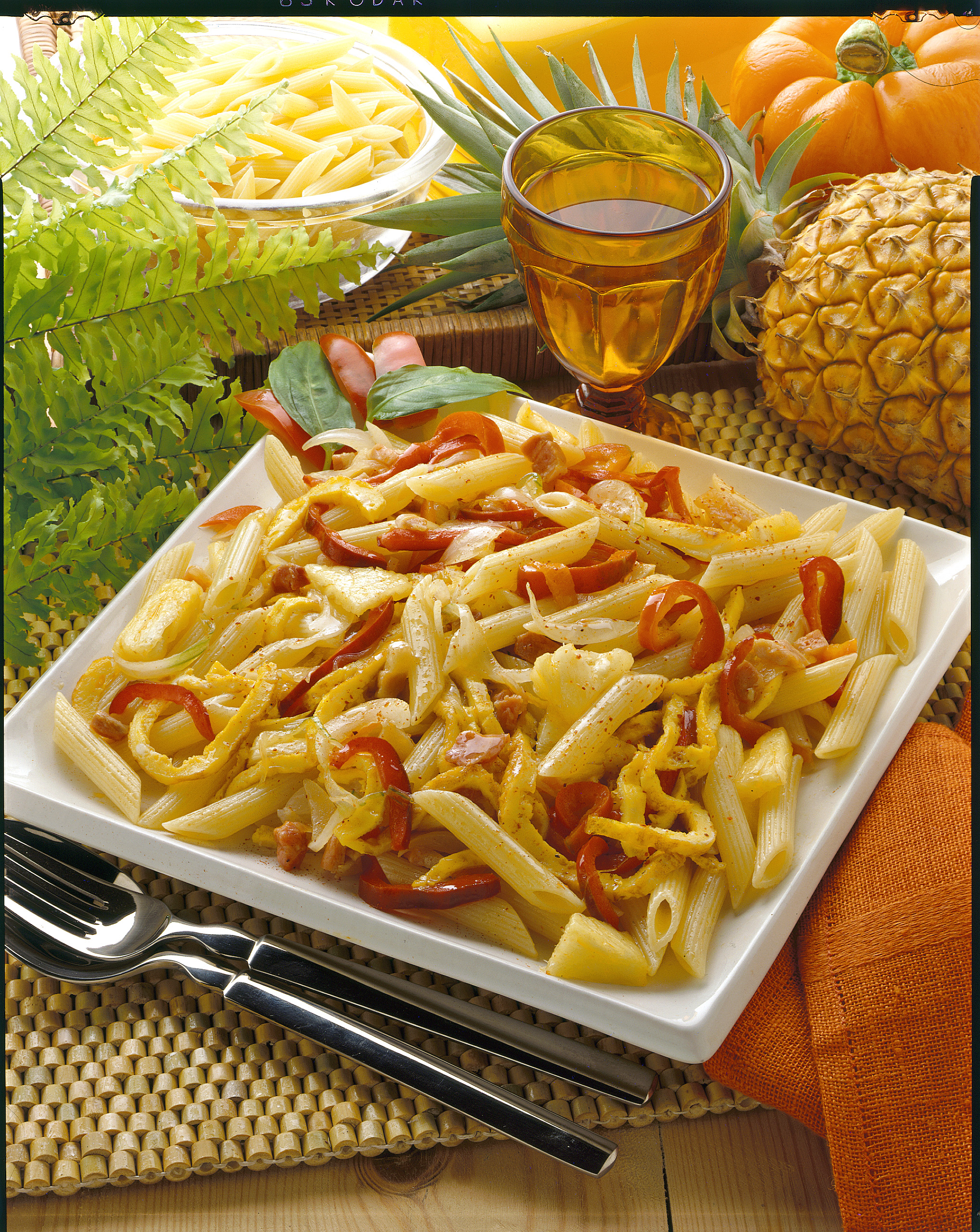 Ricetta Penne pancetta e ananas - Donna Moderna