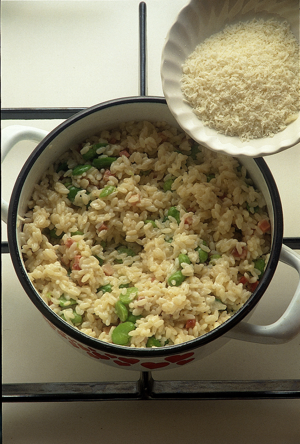 Ricetta Riso con fave e pancetta - Donna Moderna