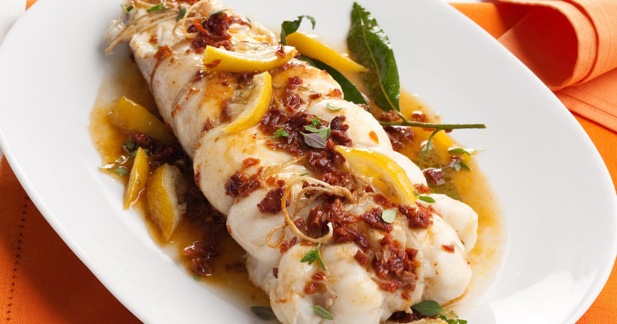 Ricetta Pescatrice al limone e pomodori secchi - Donna Moderna