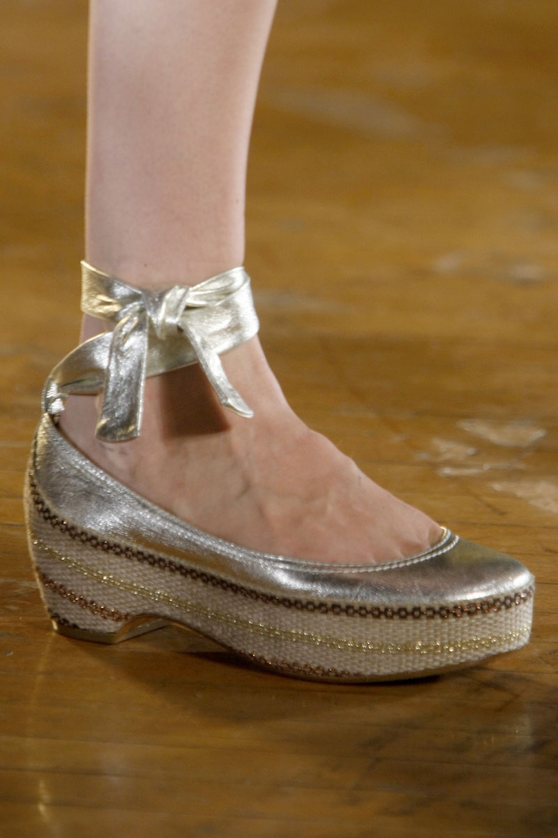 Moda P/E 2010: le zeppe - Donna Moderna