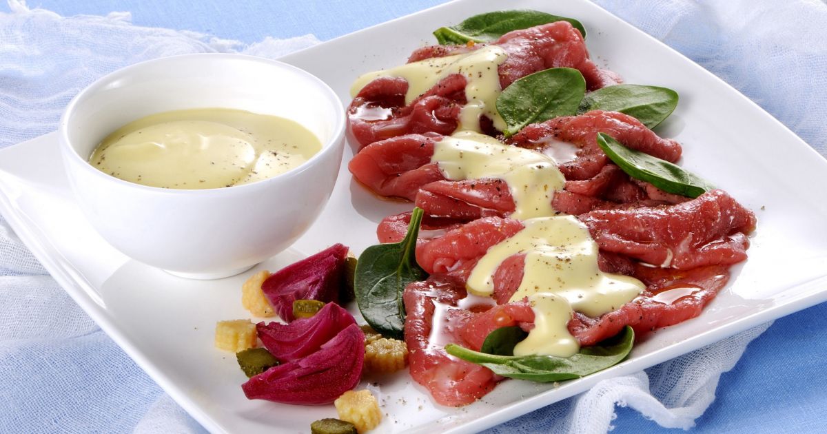 Ricetta Carpaccio con crema di crescenza - Donna Moderna