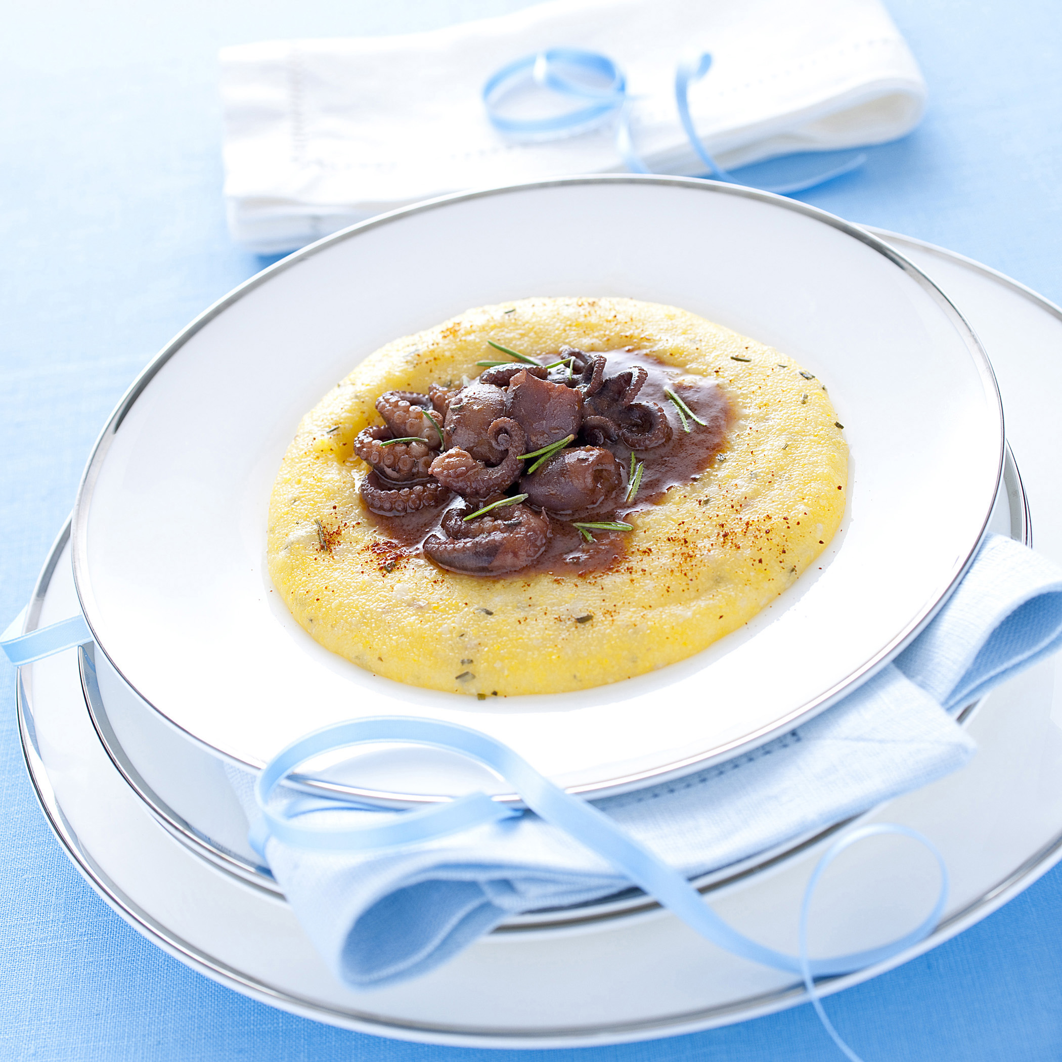 Ricetta Polentina morbida con moscardini - Donna Moderna