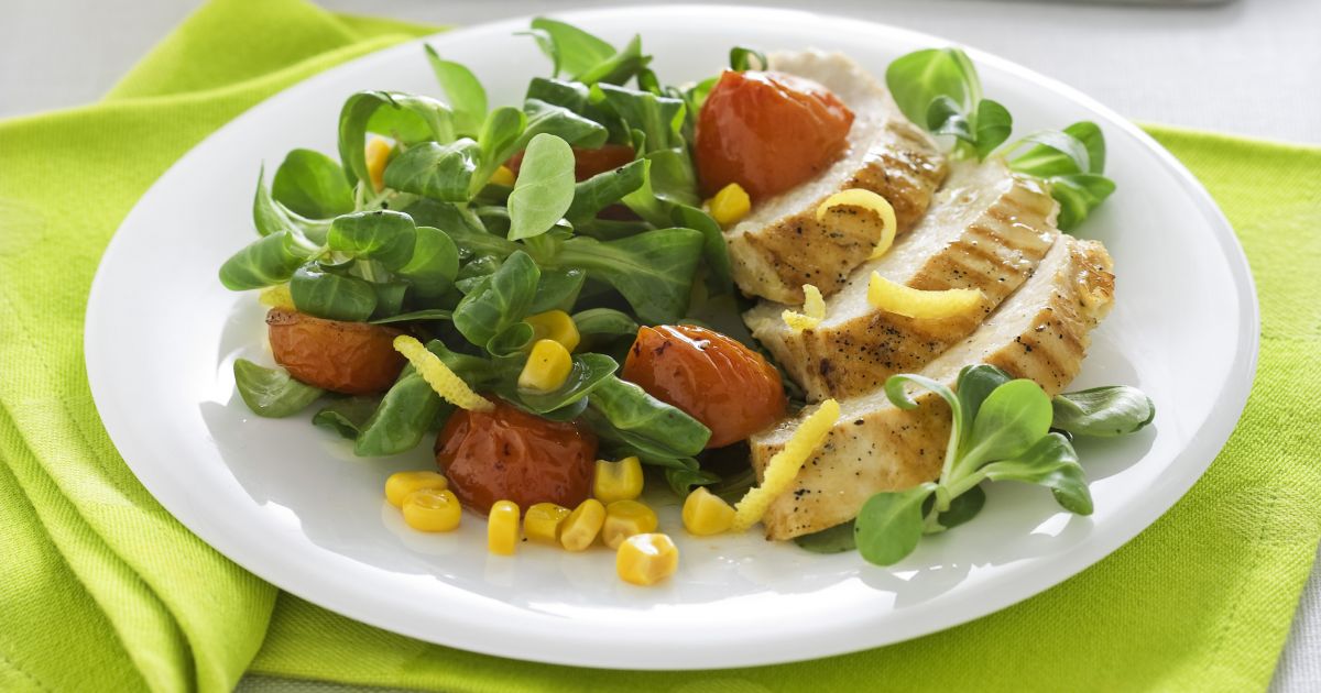 Ricetta Insalata di pollo al limone e basilico - Donna Moderna