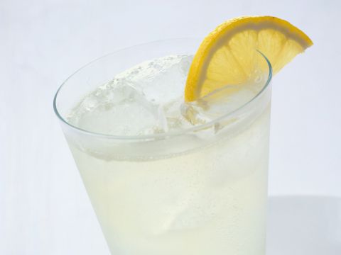 Ricetta Vodka fizz - Donna Moderna