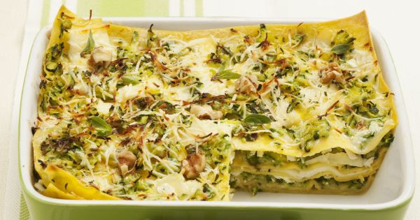 Ricetta Lasagne con noci, primosale e zucchine - Donna Moderna