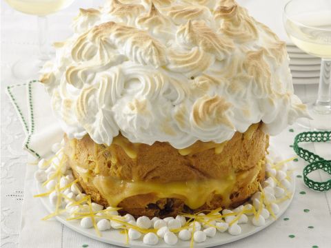 Ricetta Panettone meringato al limone - Donna Moderna