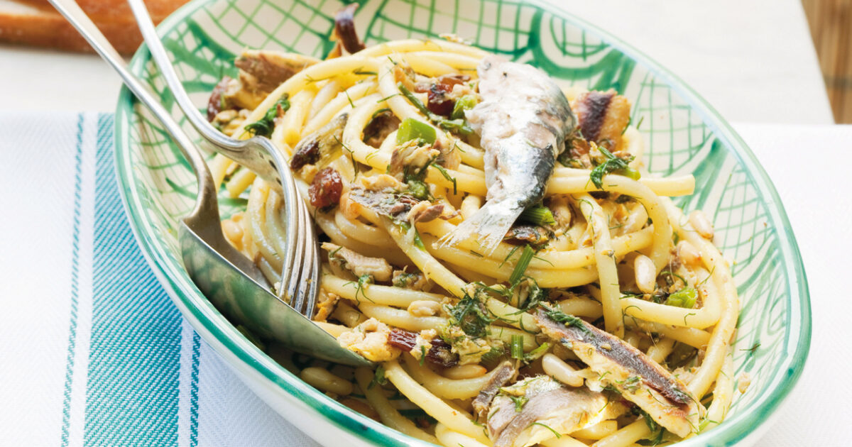 Ricetta Pasta con le sarde - Donna Moderna