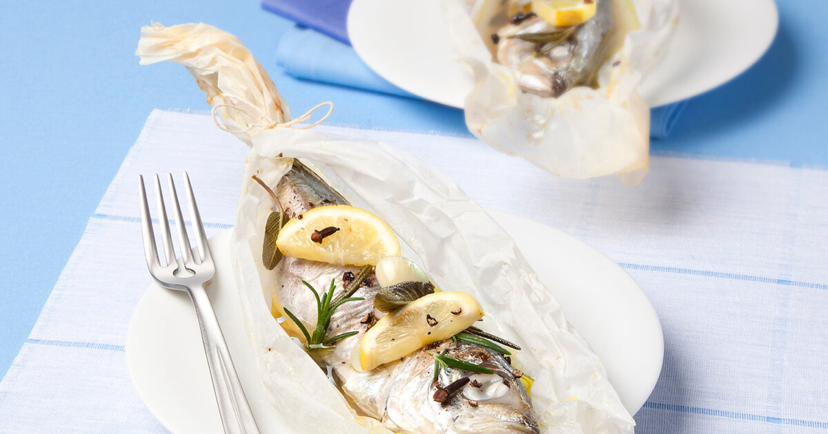Ricetta Pesce al cartoccio - Donna Moderna
