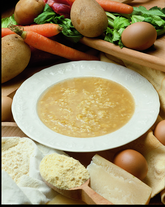 Ricetta Brodo con pasta grattata - Donna Moderna