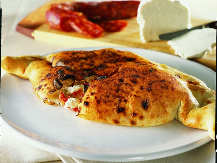 Ricetta Calzone napoletano - Donna Moderna