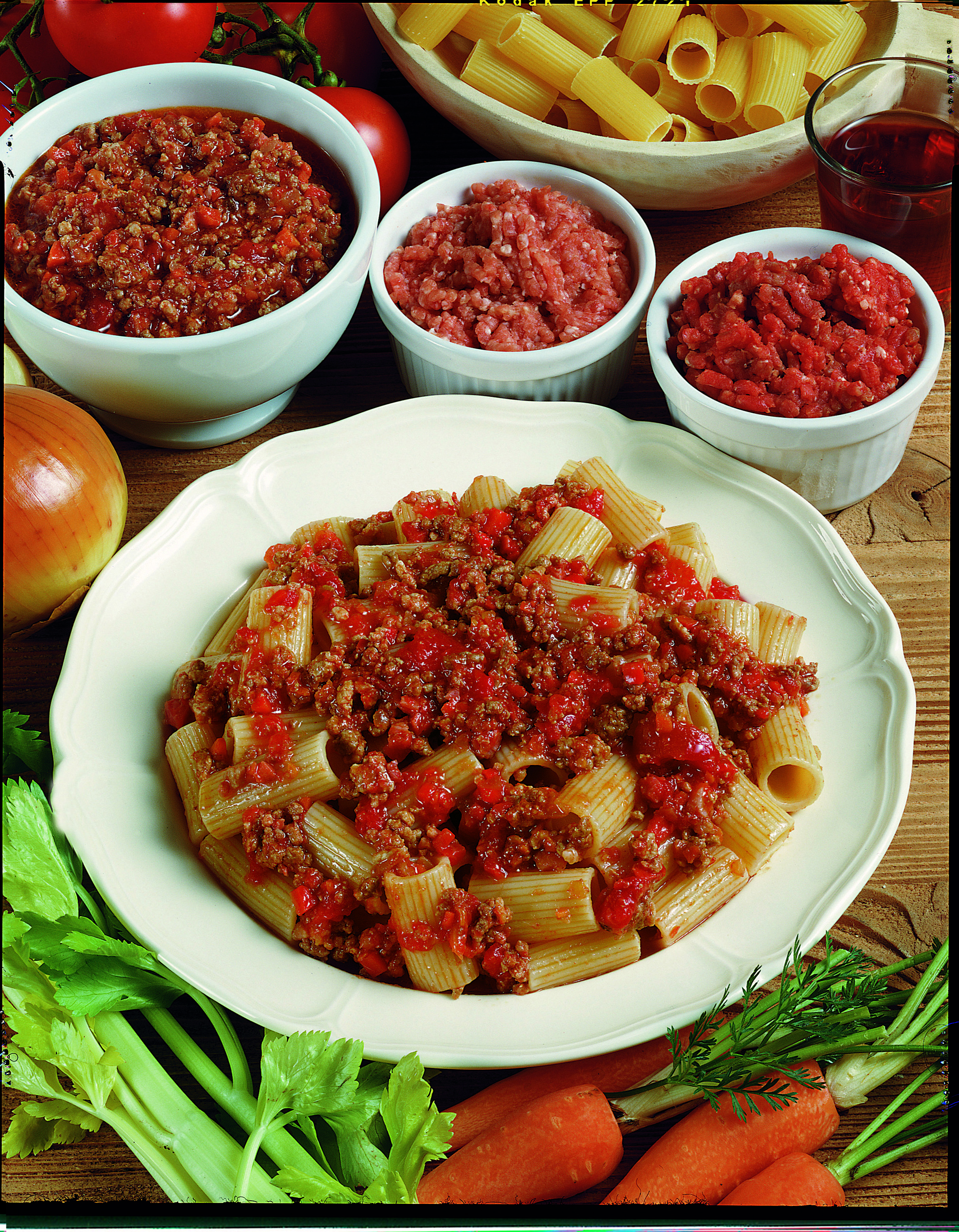 Ricetta Rigatoni con ragù alla bolognese - Donna Moderna