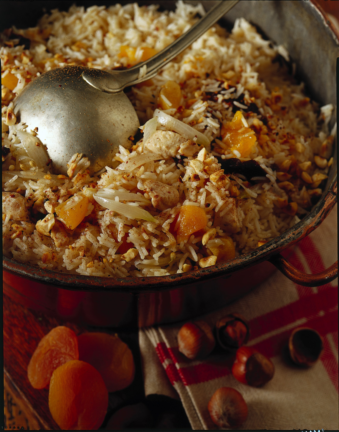 Ricetta Riso con pollo, prugne e albicocche secche - Donna Moderna