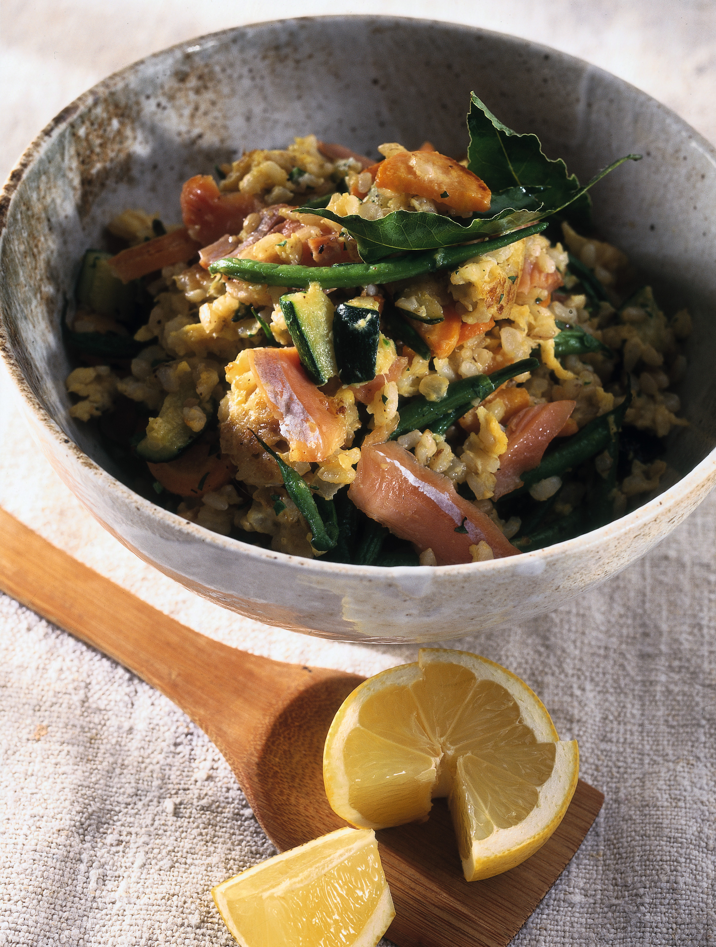 Ricetta Riso saltato con il salmone - Donna Moderna