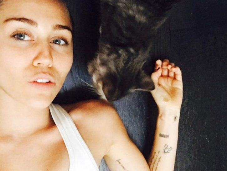 Addio duck face: ora va di moda il fish gape - Donna Moderna