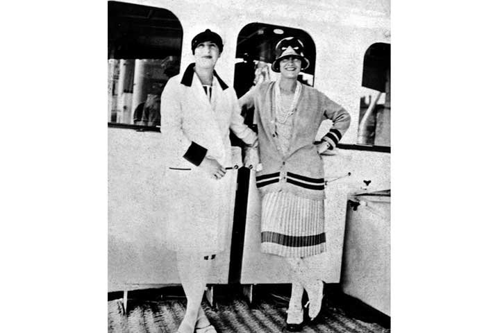 La mostra Culture Chanel. La donna che legge - Donna Moderna