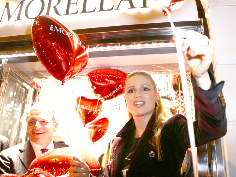 Michelle Hunziker, madrina del concorso #IstantidAmore di Morellato e ...