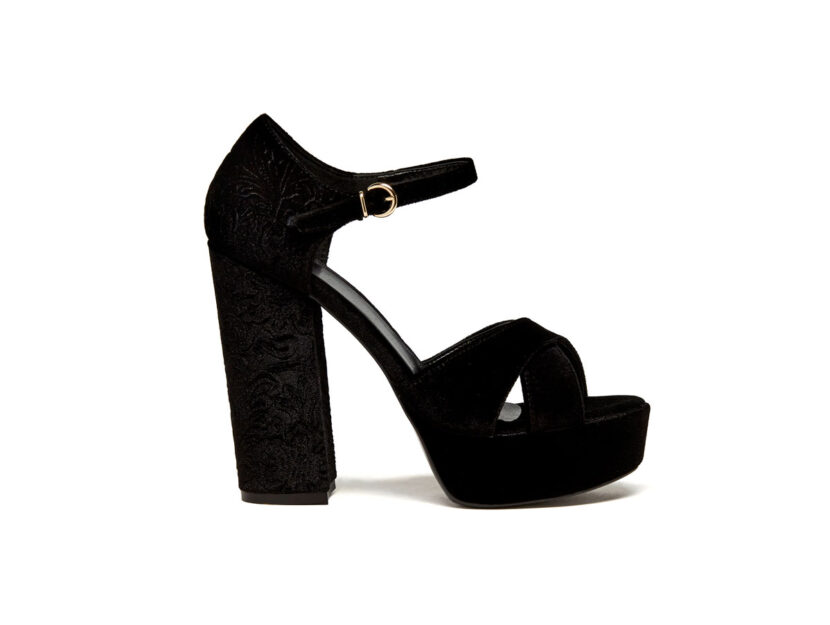 Velvet shoes: le scarpe più cool del momento si 'vestono' di velluto ...