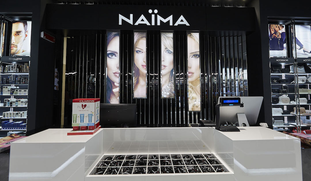 Naïma loves you - Donna Moderna