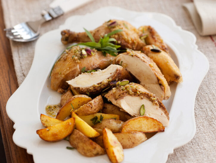 Cappone, le 15 migliori ricette: ripieno, in brodo, al forno - Donna ...