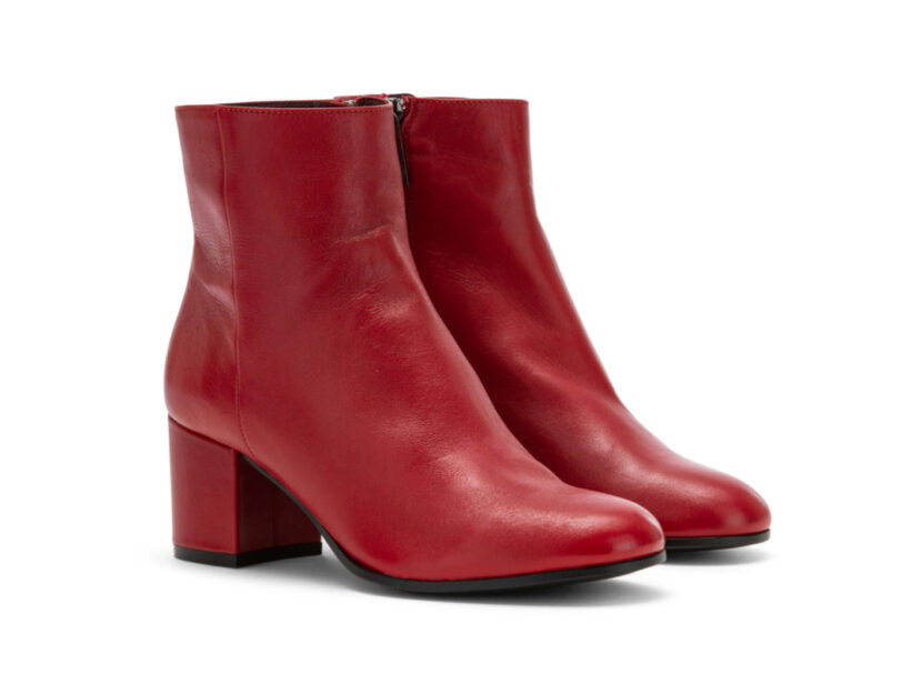 Scarpe rosse da donna: in vernice, basse, con tacco medio, largo basso ...