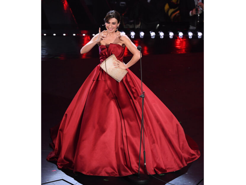 Virginia Raffaele Sanremo 2019: look e stile della conduttrice del ...