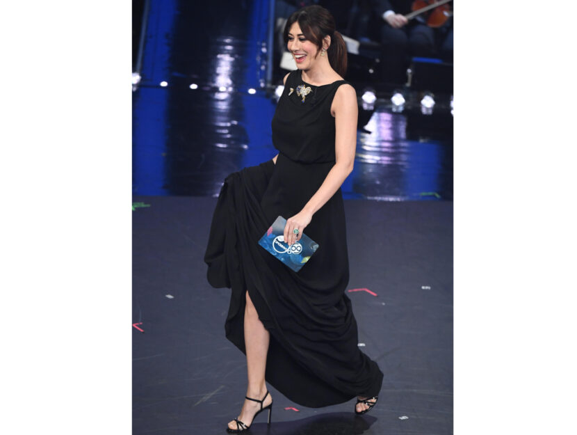 Virginia Raffaele Sanremo 2019: look e stile della conduttrice del ...