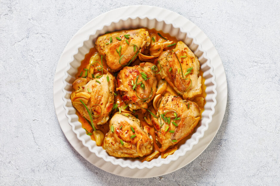 Pollo al sugo di carciofi e profumo d'arancia: ricetta facile e veloce ...