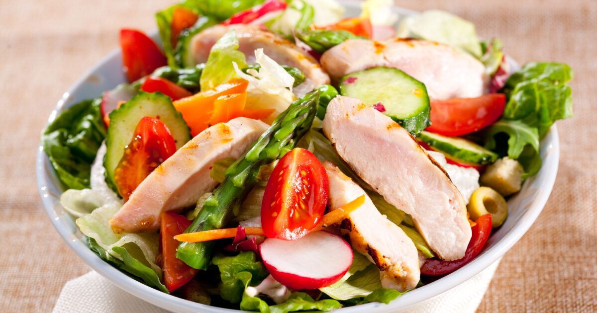 Insalata di pollo: le ricette light - Donna Moderna