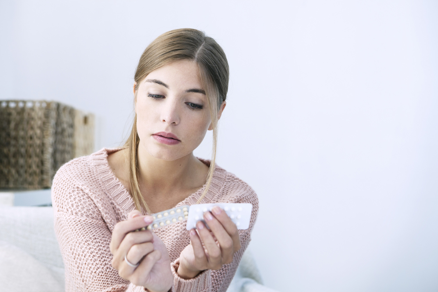 Pillola Contraccettiva Controindicazioni E Effetti Collaterali Donna